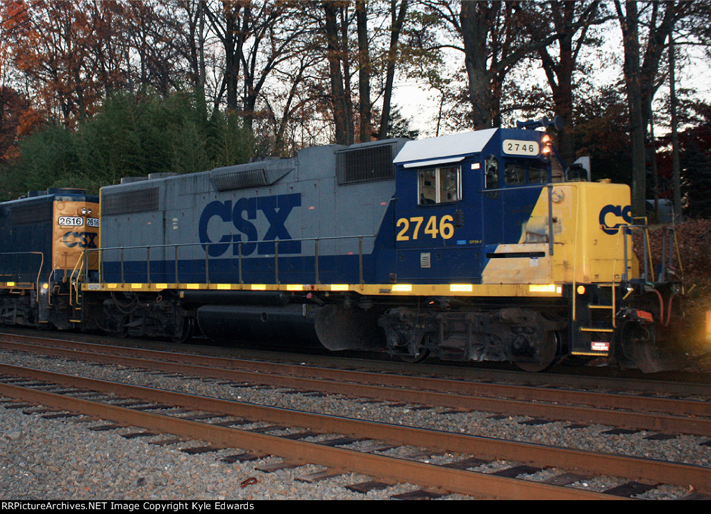 CSX GP38-2 #2746 on Q706-13